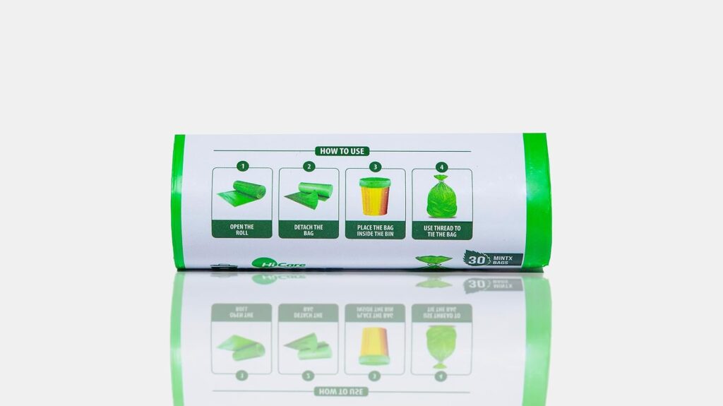 Hi Care BINCARE India's 1st Pest Repellent Compostable 120 Garbage Bags ...